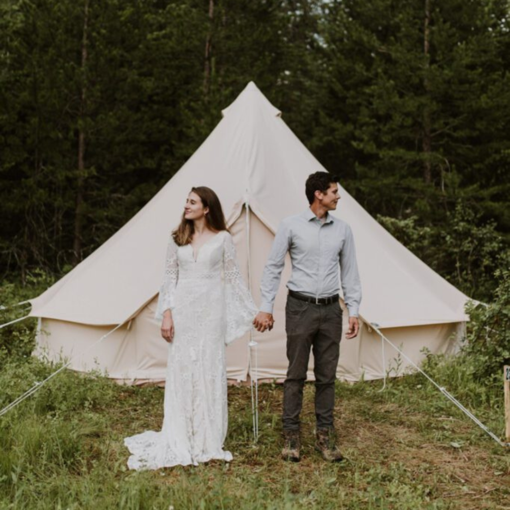 The Ultimate Outdoor Wedding Playlist - thewandercamp